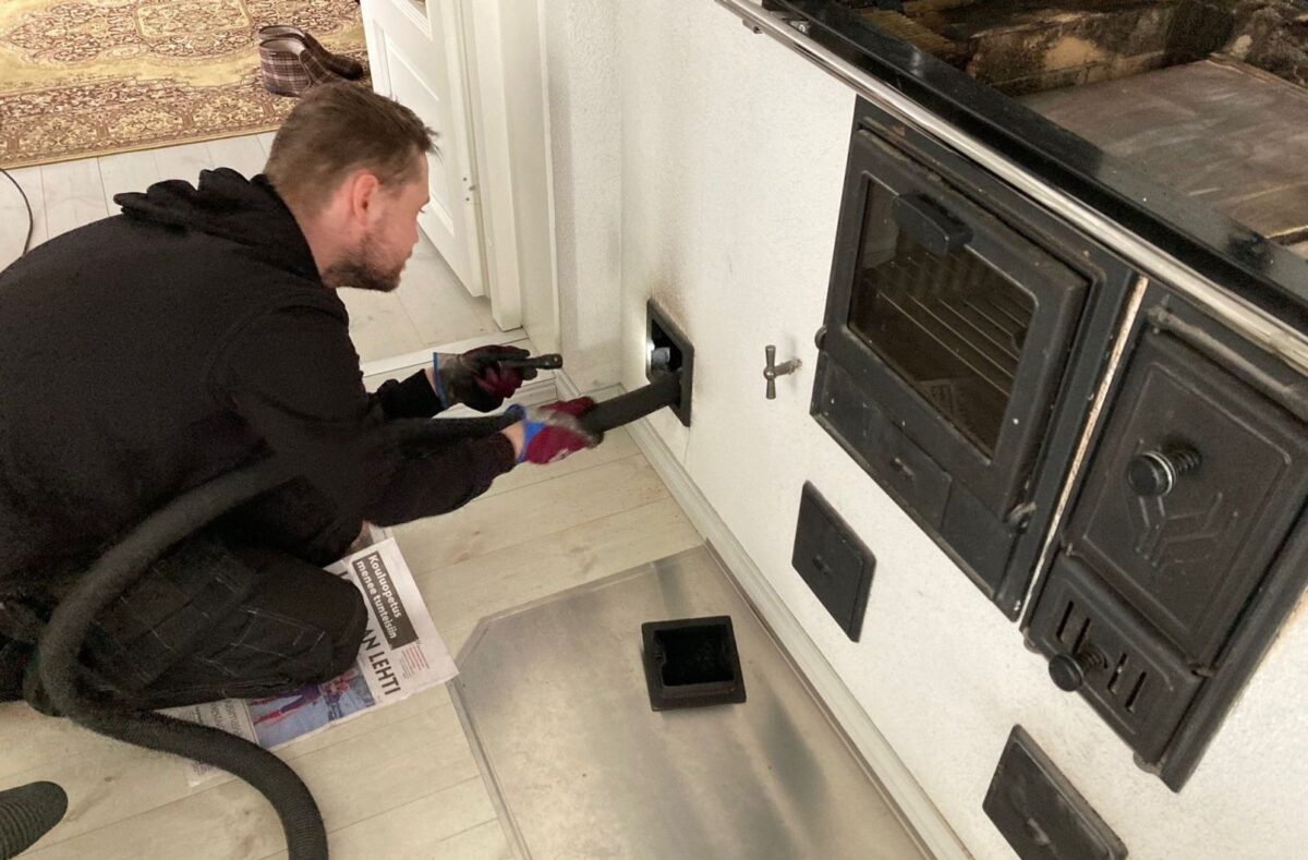 Oman kunnan nuohooja – Visit Koski Tl